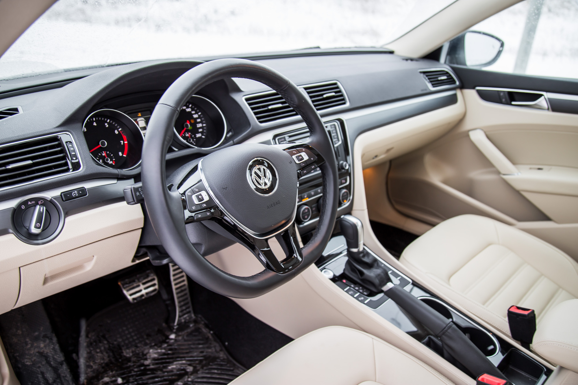 Review: 2018 Volkswagen Passat 2.0 TSI R-Line – Canadian Auto Review