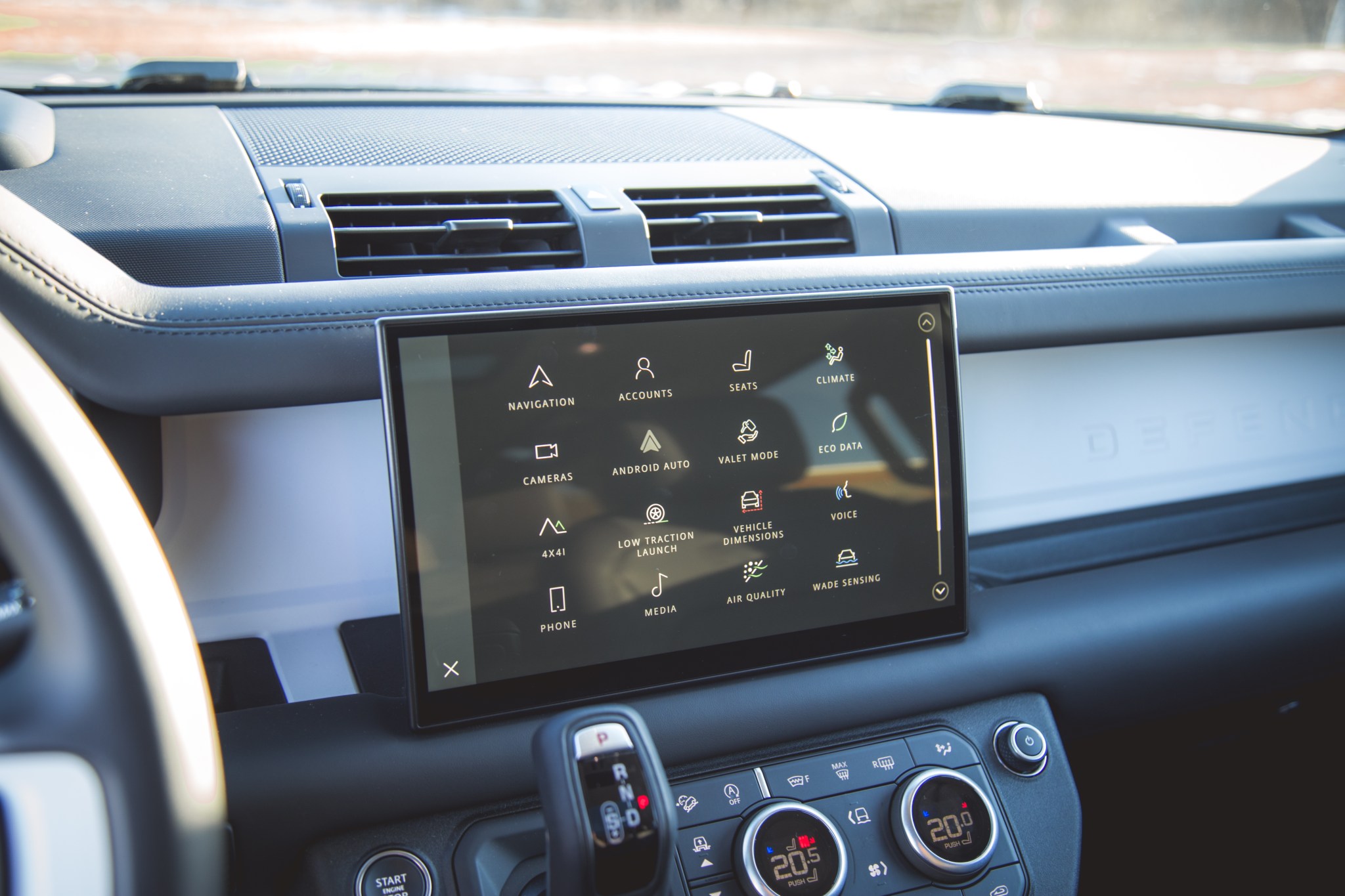 Review: 2024 Land Rover Defender 110 SE P500 – Canadian Auto Review