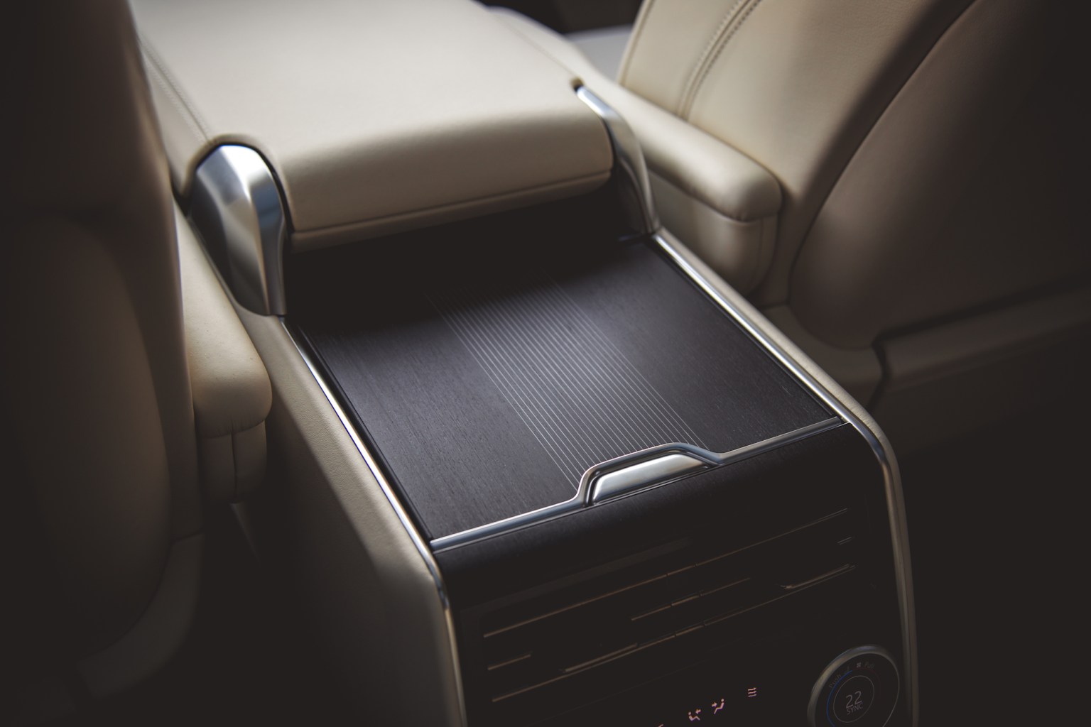 Review: 2024 Range Rover P530 LWB Autobiography – Canadian Auto Review