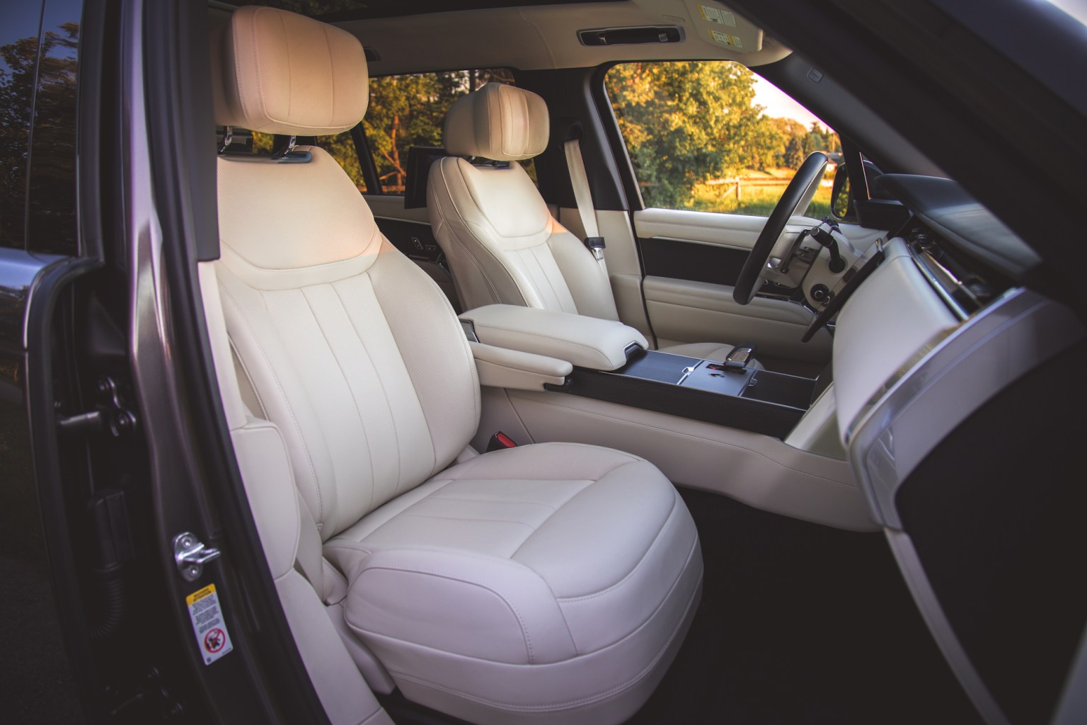 Review: 2024 Range Rover P530 LWB Autobiography – Canadian Auto Review