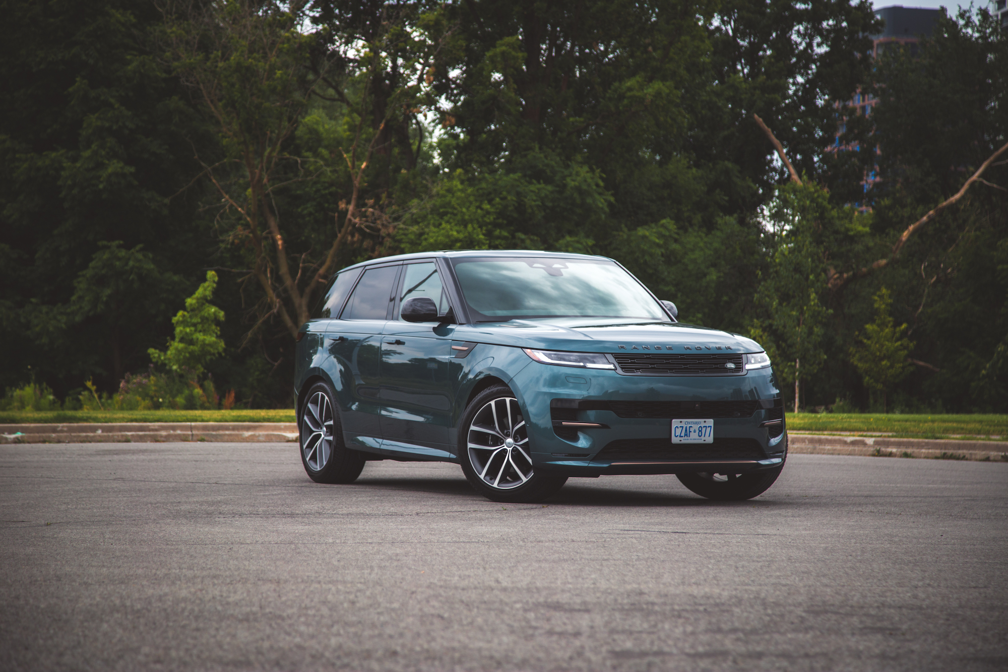 Review: 2024 Range Rover Sport P400 Dynamic SE – Canadian Auto Review