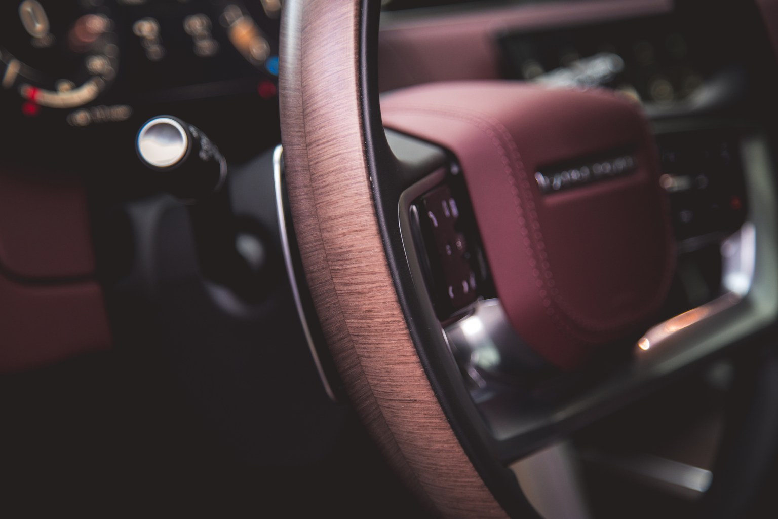 Review: 2025 Range Rover Autobiography – Canadian Auto Review