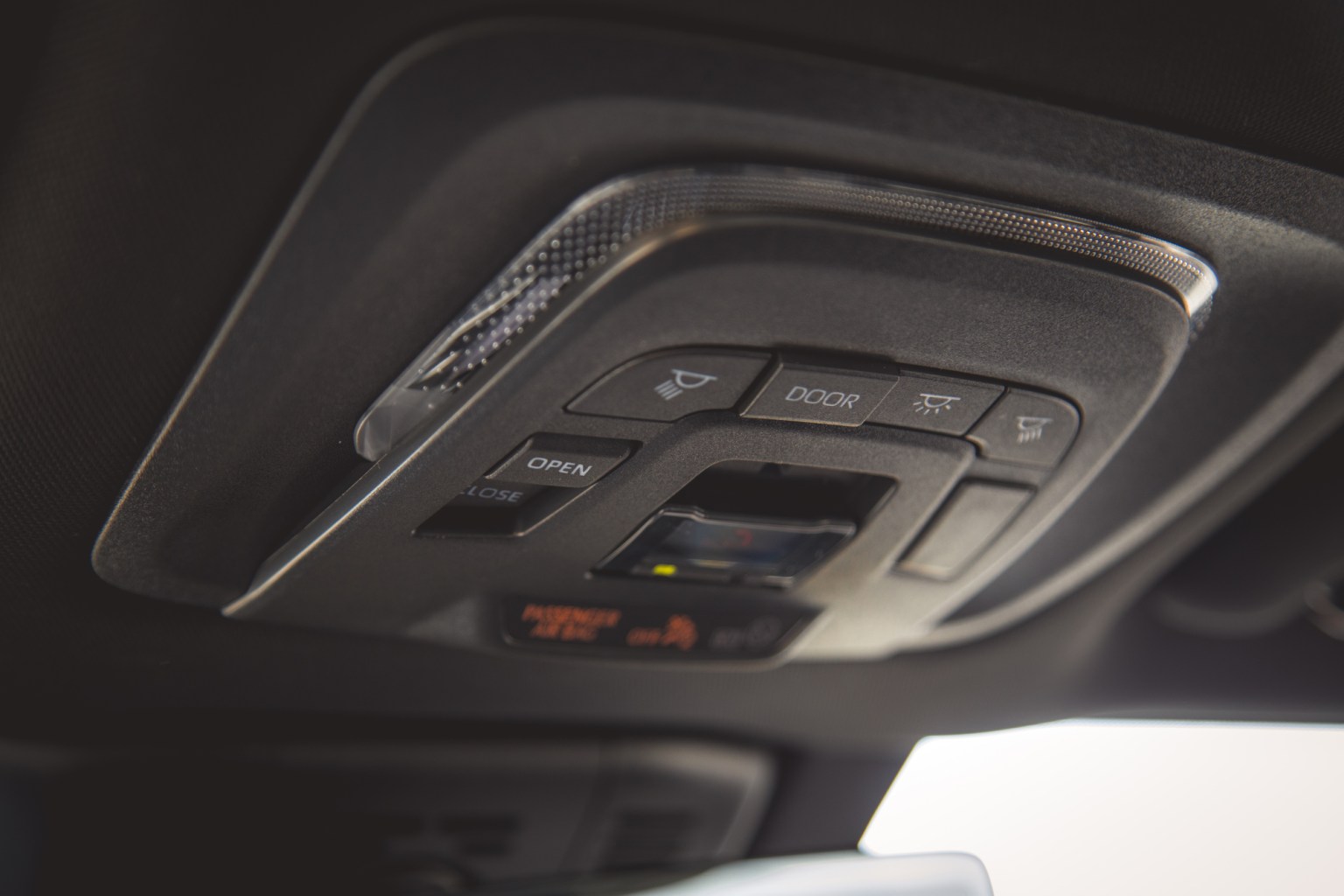 Review: 2025 Toyota Crown Signia Limited – Canadian Auto Review