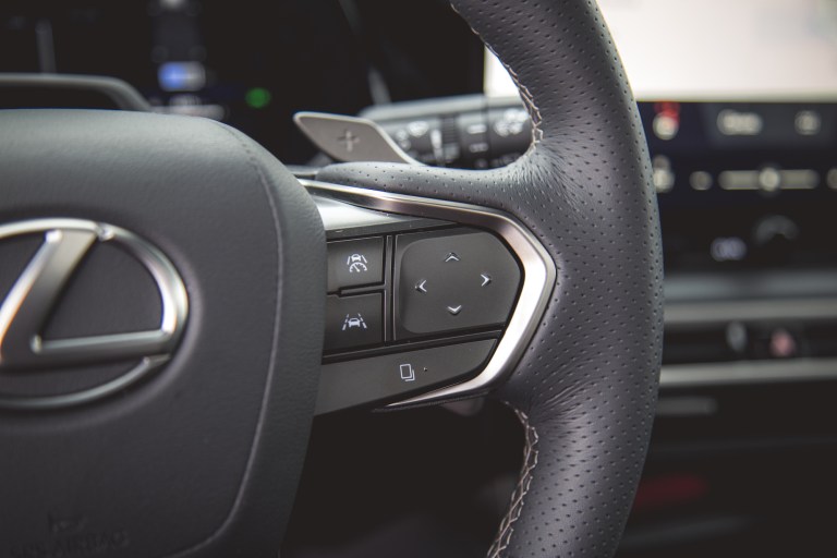 Review: 2025 Lexus RX500h Black Line – Canadian Auto Review