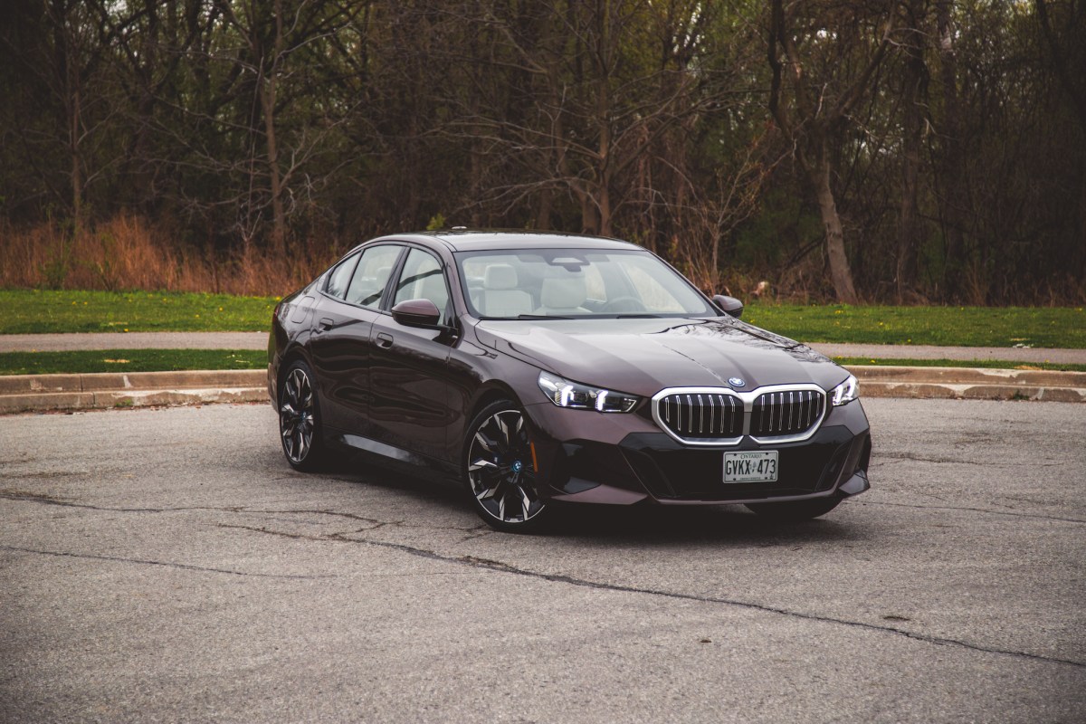 Review: 2025 BMW 550e xDrive – Canadian Auto Review