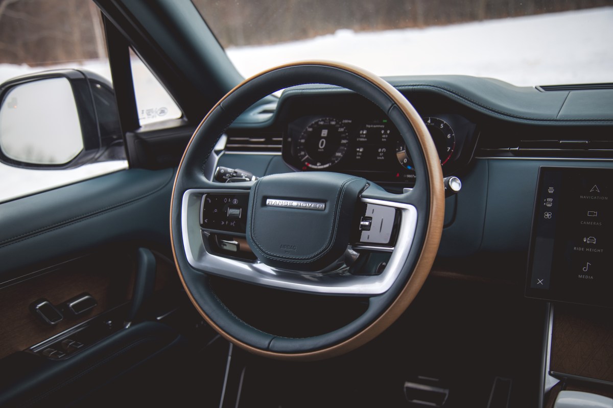 Review: 2025 Range Rover SV – Canadian Auto Review